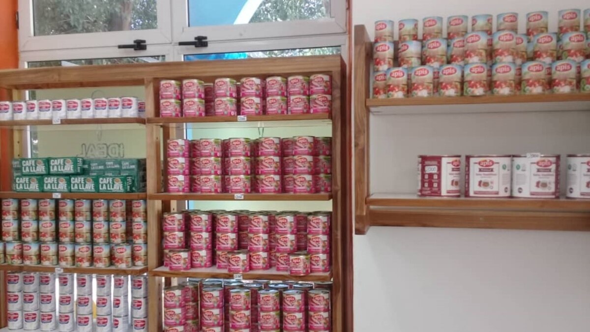 Cubanos escandalizados ante oferta de productos de Estados Unidos en ...